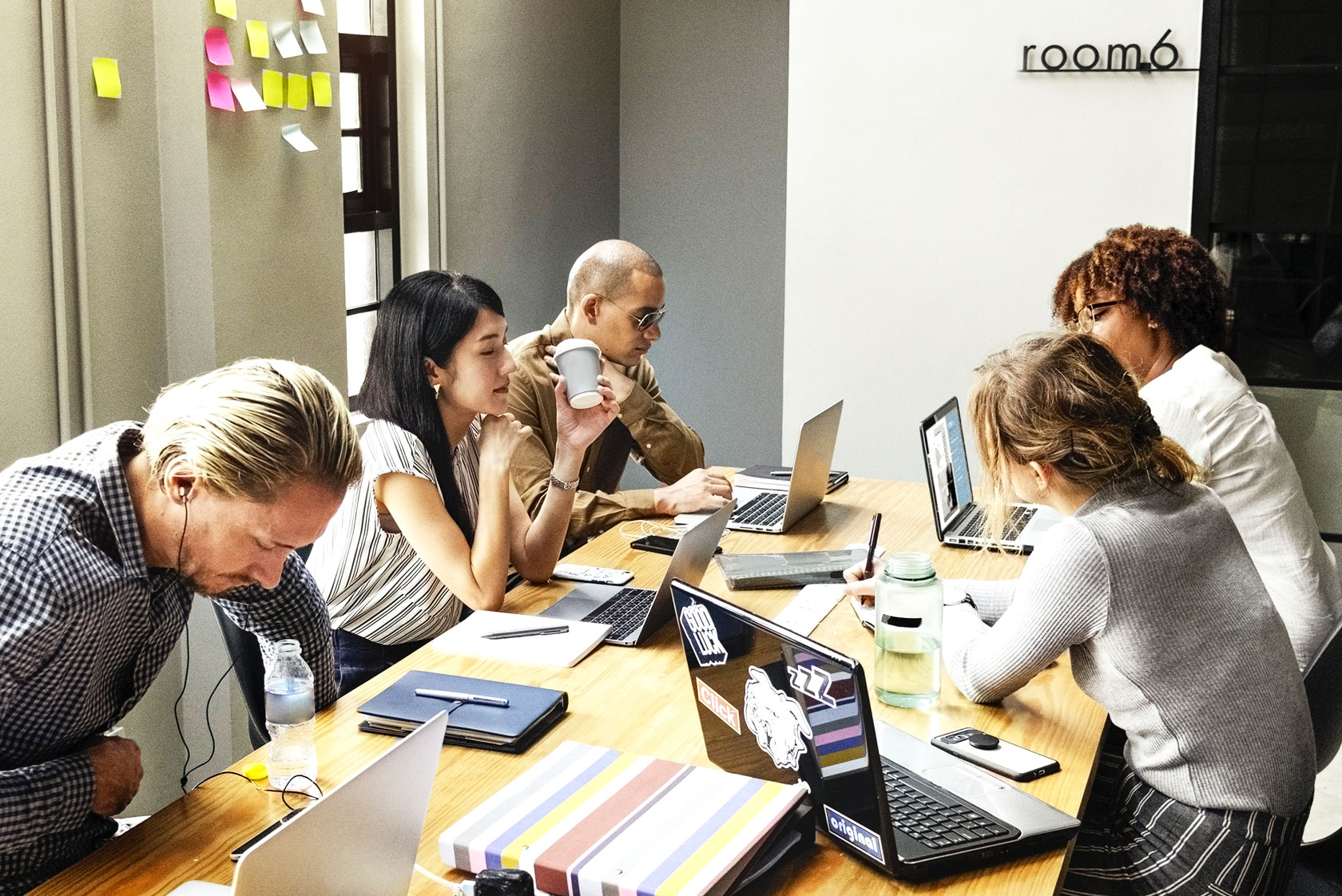 Further Training Market for Future Skills: Start-ups Provide Practical ...