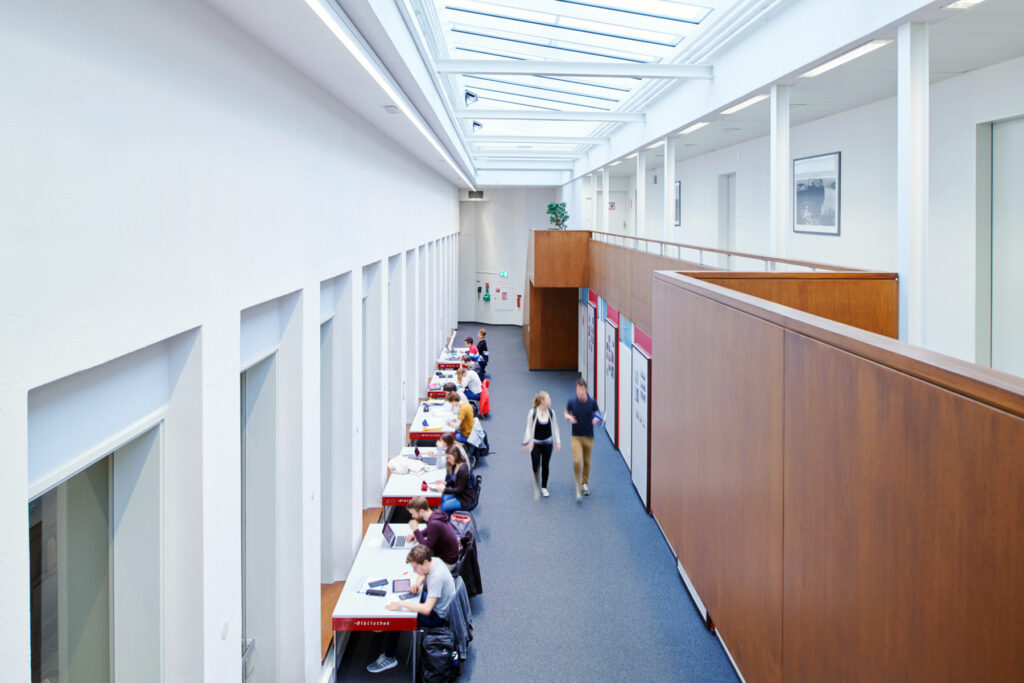 Social Media in Libraries: Best Practice of the ETH Library in Zurich ...